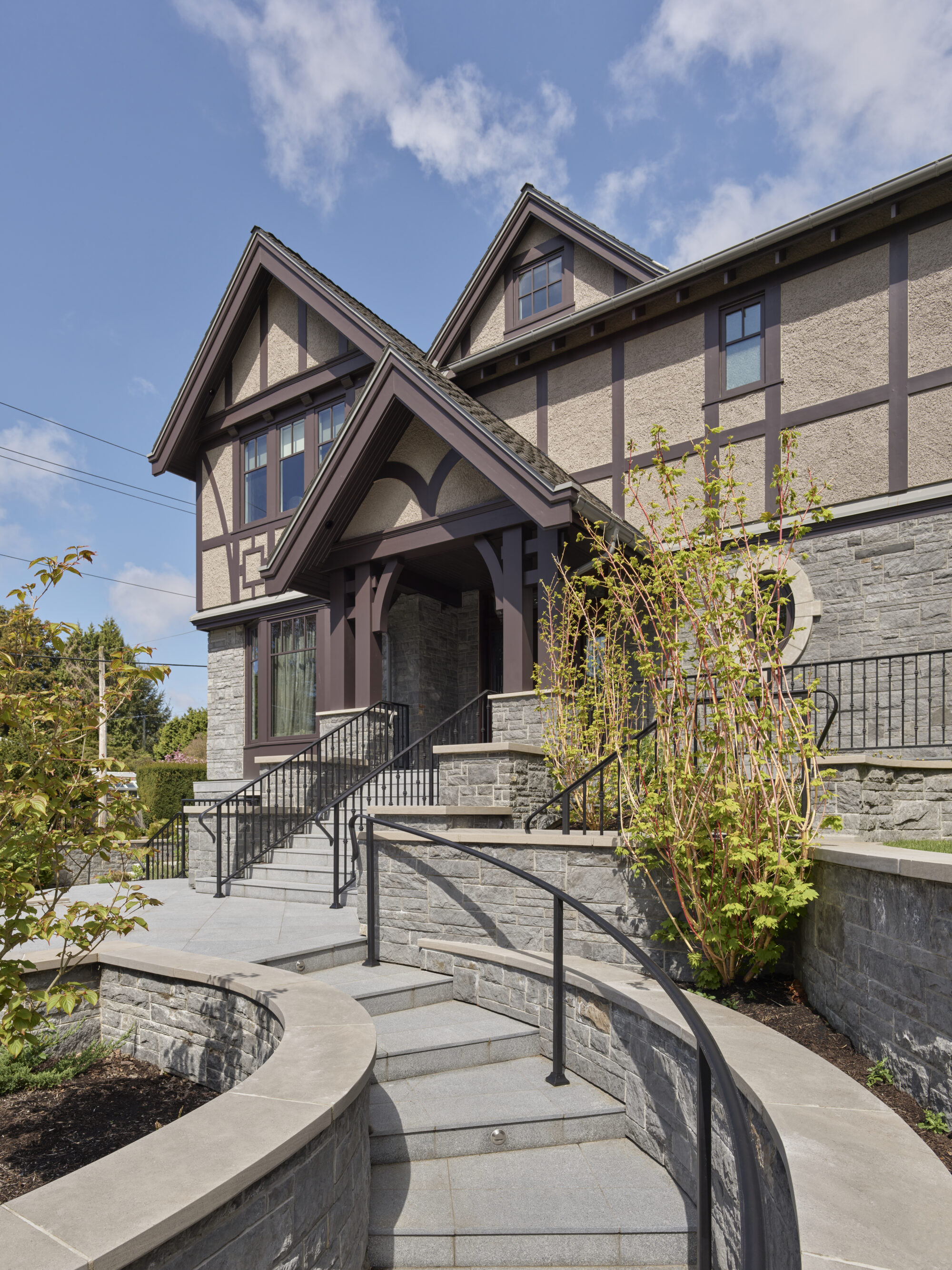 Moderne Reflection | Teragon Developments & Construction